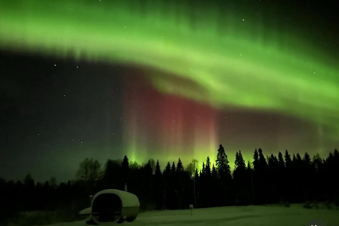 Where the Igloo Met the Aurora 💥🌌 | Quiet Escapes
